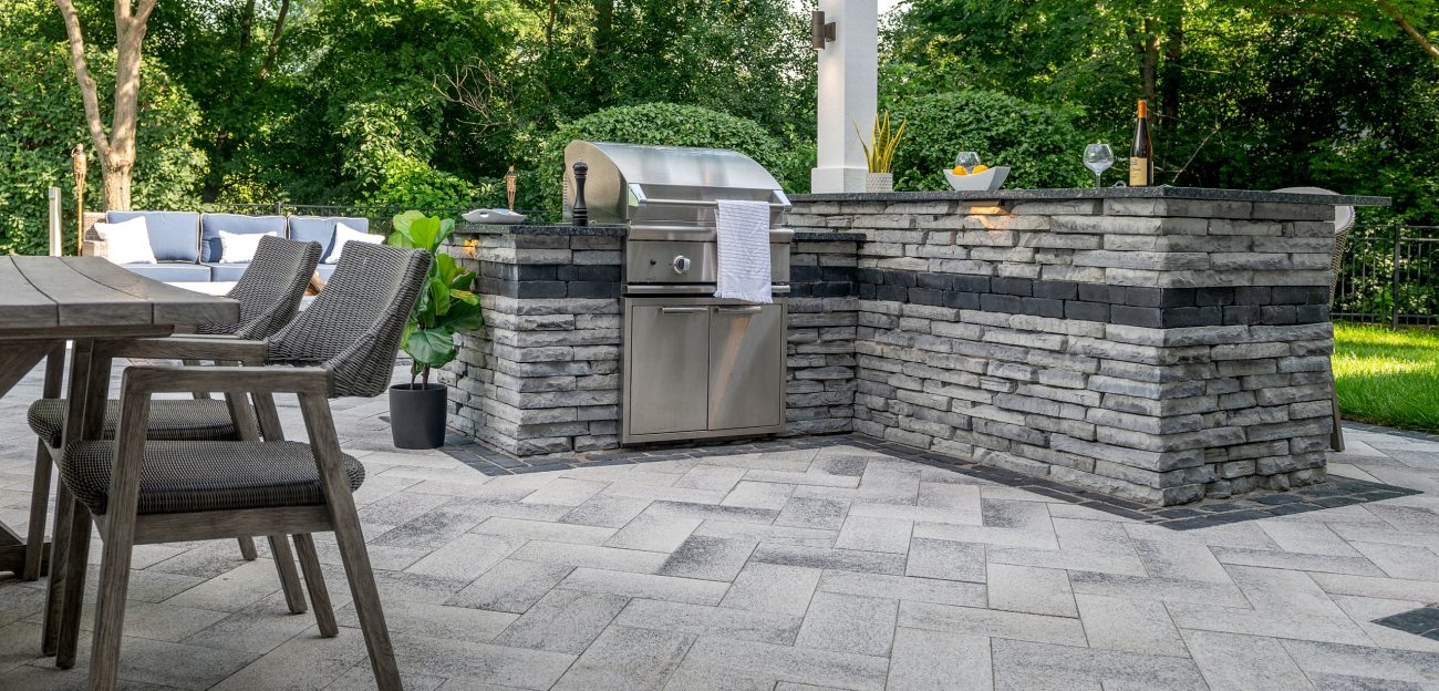 RIVERCREST® WALL | Unilock Ohio