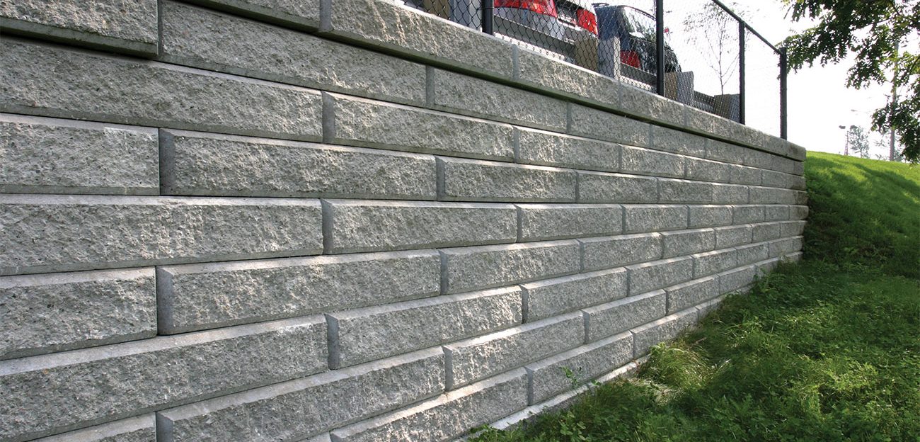 SIENASTONE® Walls and Verticals | Unilock Ontario
