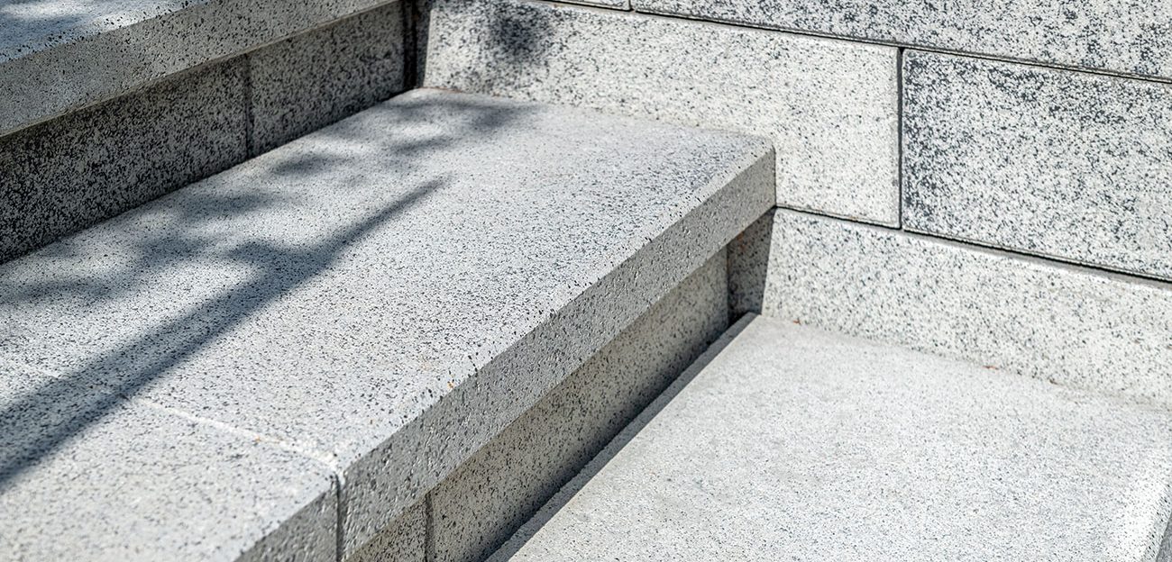 UMBRIANO® Coping | Unilock Ontario