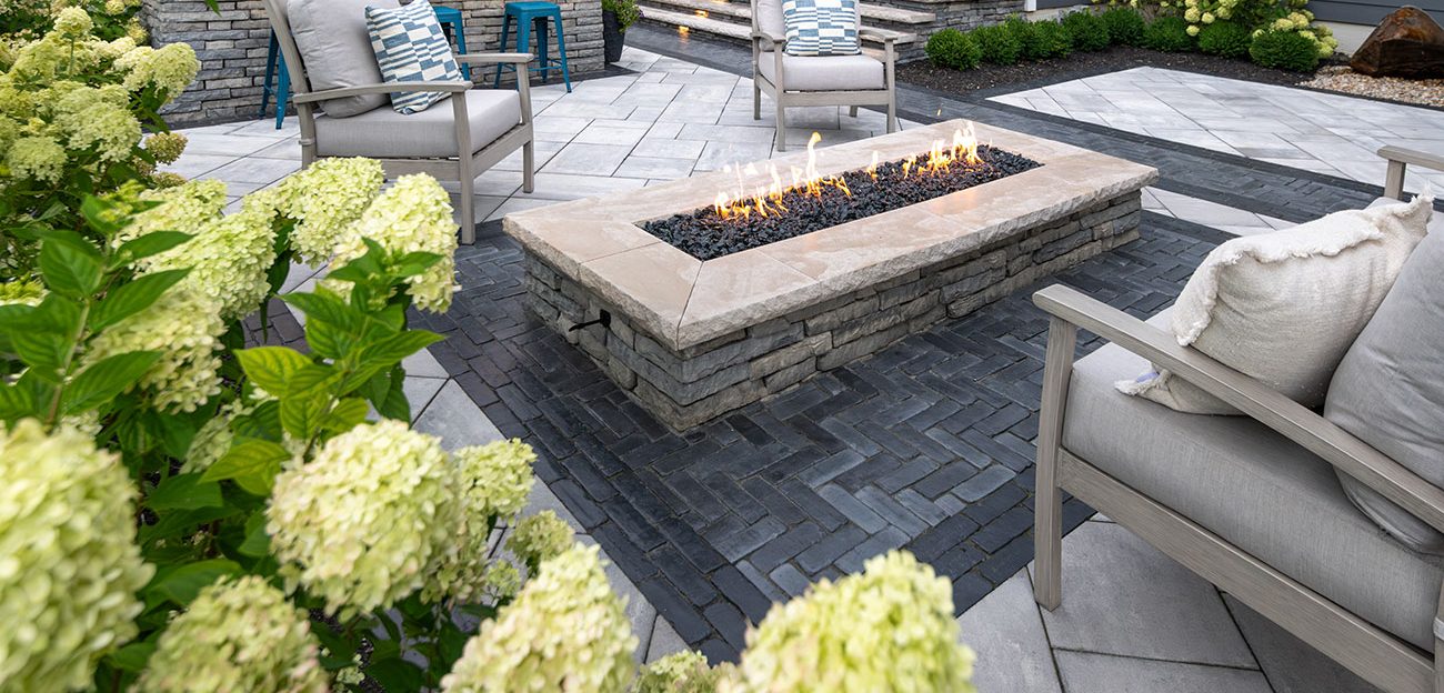 RIVERCREST® WALL | Unilock Ohio