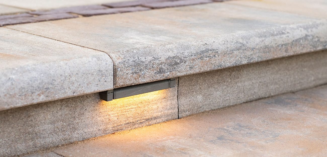 ENDURA™ COPING | Unilock Ontario